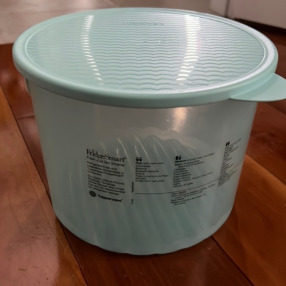 Tupperware | Kitchen | Tupperware Fridge Smart Container Large Round ...